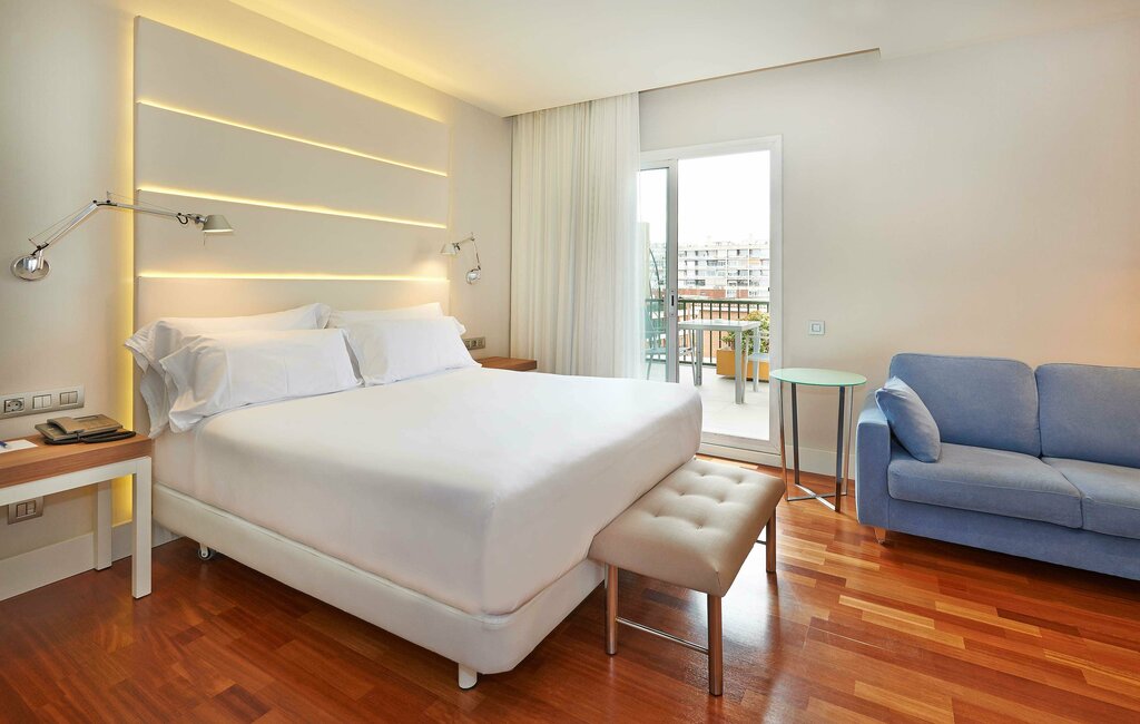 Otel Nh Barcelona Les Corts, Barselona, foto