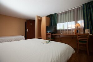 Campanile Narbonne (Rue des Ratacas No:30, Narbonne), otel  Narbonne'den