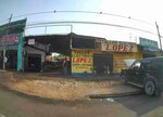 Lopez Electric Workshop (Santa Cruz de la Sierra, Distrito Municipal 4, Avenida Tercer Anillo Interno, 249), oto döşeme  Santa‑Krus'tan