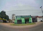 Salvatierra Parts (Santa Cruz de la Sierra, Distrito Municipal 5, Avenue Cruz Roja, 106), oto döşeme  Santa‑Krus'tan