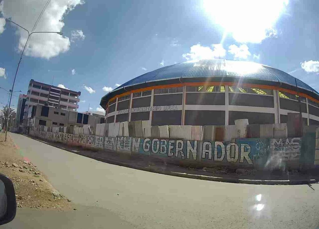 Spor alanı Upea, El Alto, foto