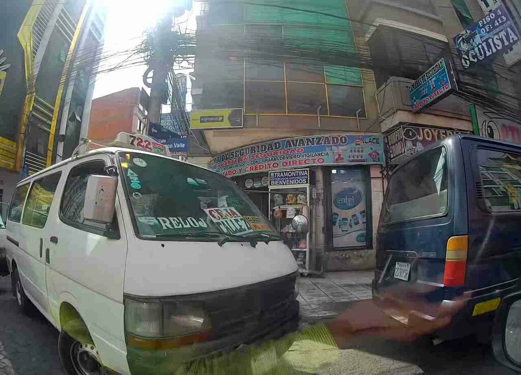 Geçiş noktaları, güvenlik kontrol alanı Advanced Security System Link, El Alto, foto