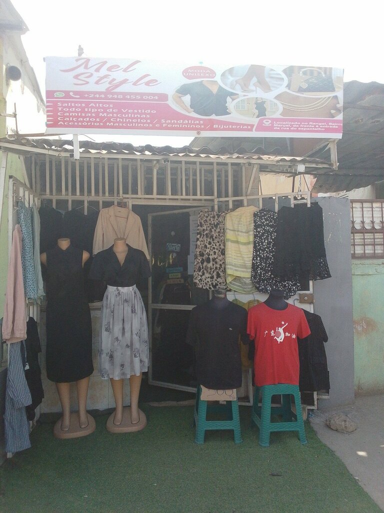 Dış giyim mağazası Loja de roupa, Loanda, foto