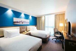 Hampton by Hilton Hamilton Park (South Lanarkshire, Hamilton, Bothwell Road), otel  Hamilton'dan