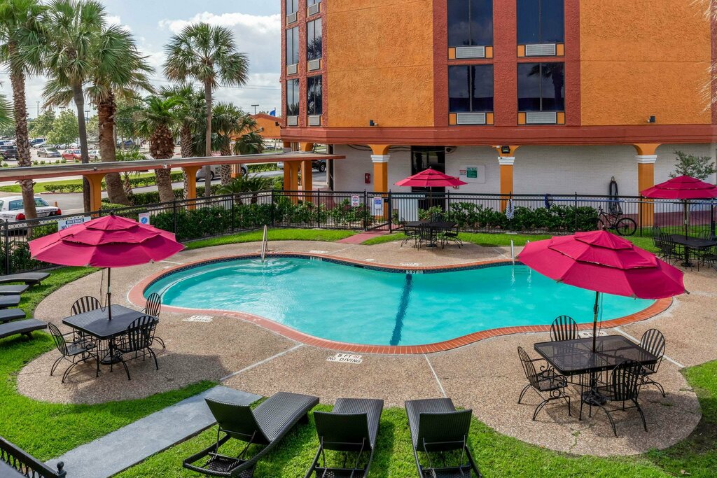 Otel Quality Inn, Pasadena, foto