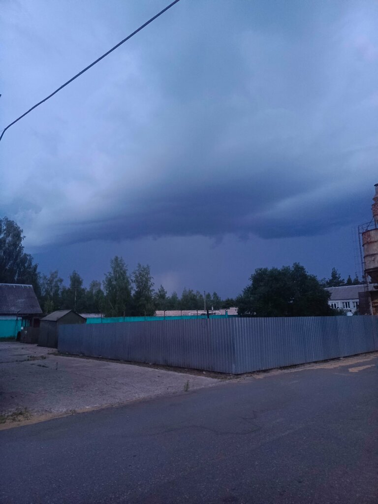 Ahşap endüstrisi Parketny zavod filial Gomeldrev, Smoleviçi, foto