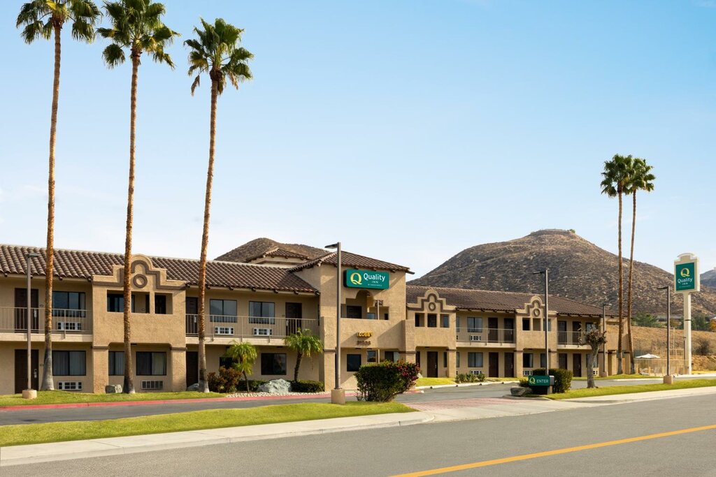 Otel Quality Inn Lake Elsinore, Kaliforniya Eyaleti, foto
