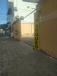 Parqueo público (Santa Cruz de la Sierra, Distrito Municipal 11, Subdistrito CI, Santa Bárbara), otopark alanı  Santa‑Krus'tan
