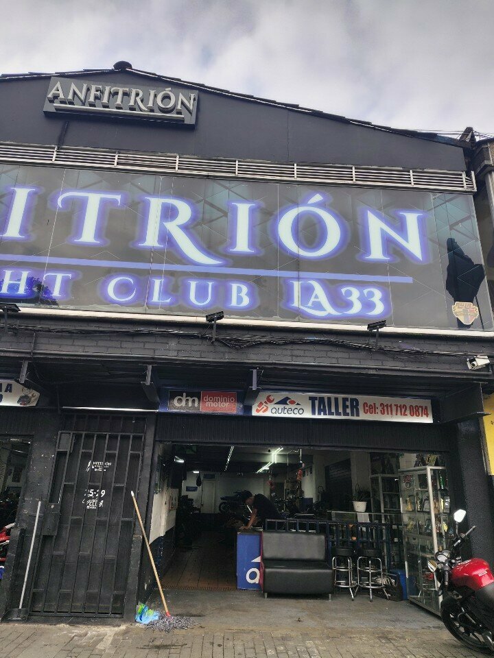 Gece kulüpleri Anfitrion Night Club La 33, Medellin, foto