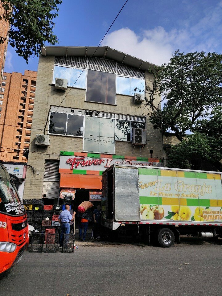 Büyük mağazalar Fruver La Granja, Medellin, foto