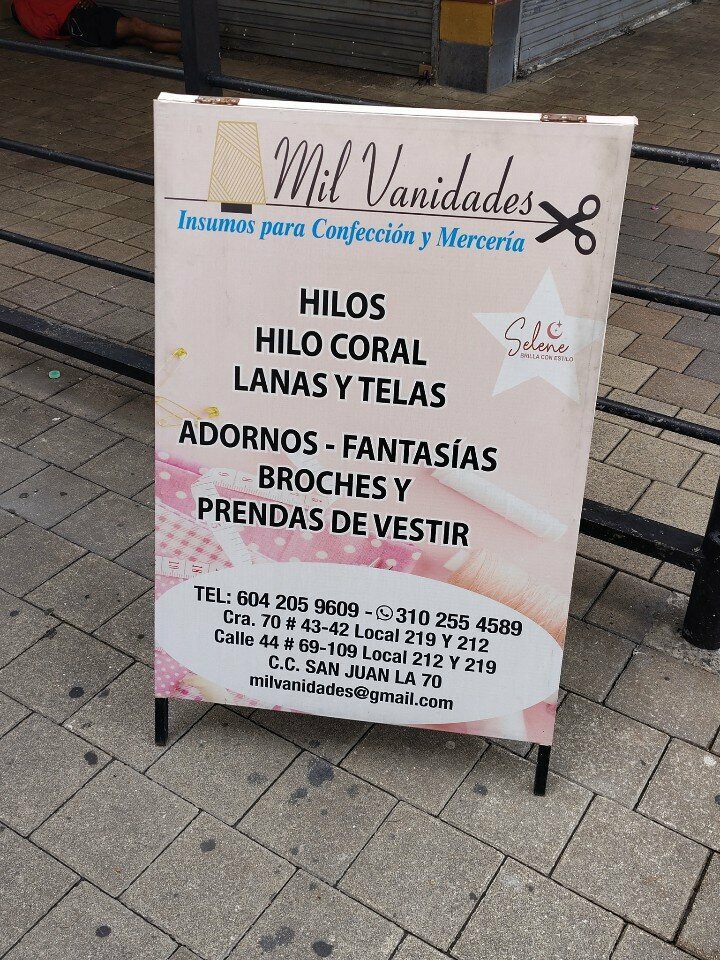 Dikiş malzemeleri Almacen Mil Vanidades de la 70, Medellin, foto