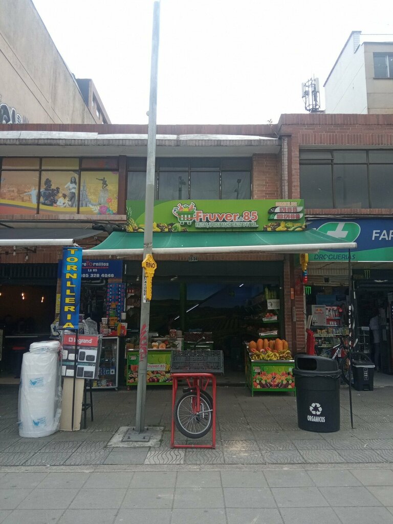 Manavlar Fruver 85, Bogota, foto