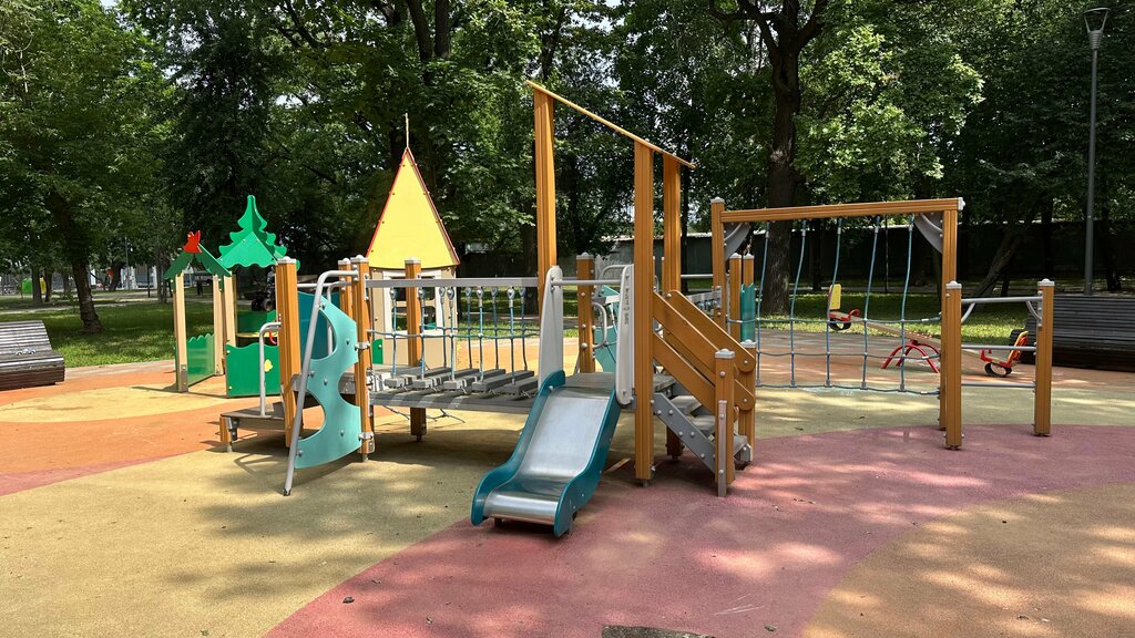 Oyun alanı Sports activity location, Moskova, foto