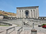 Scientific Research Institute of Ancient Manuscripts named after Mesrop Mashtots (Mashtots Avenue No:53), müzeler ve sanat galerileri  Erivan'dan