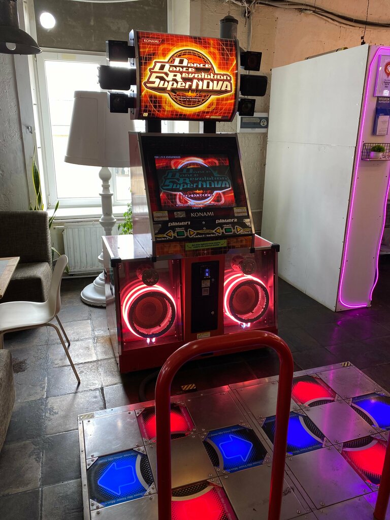 Oyun salonları Retro Arcade Zone, Saint‑Petersburg, foto