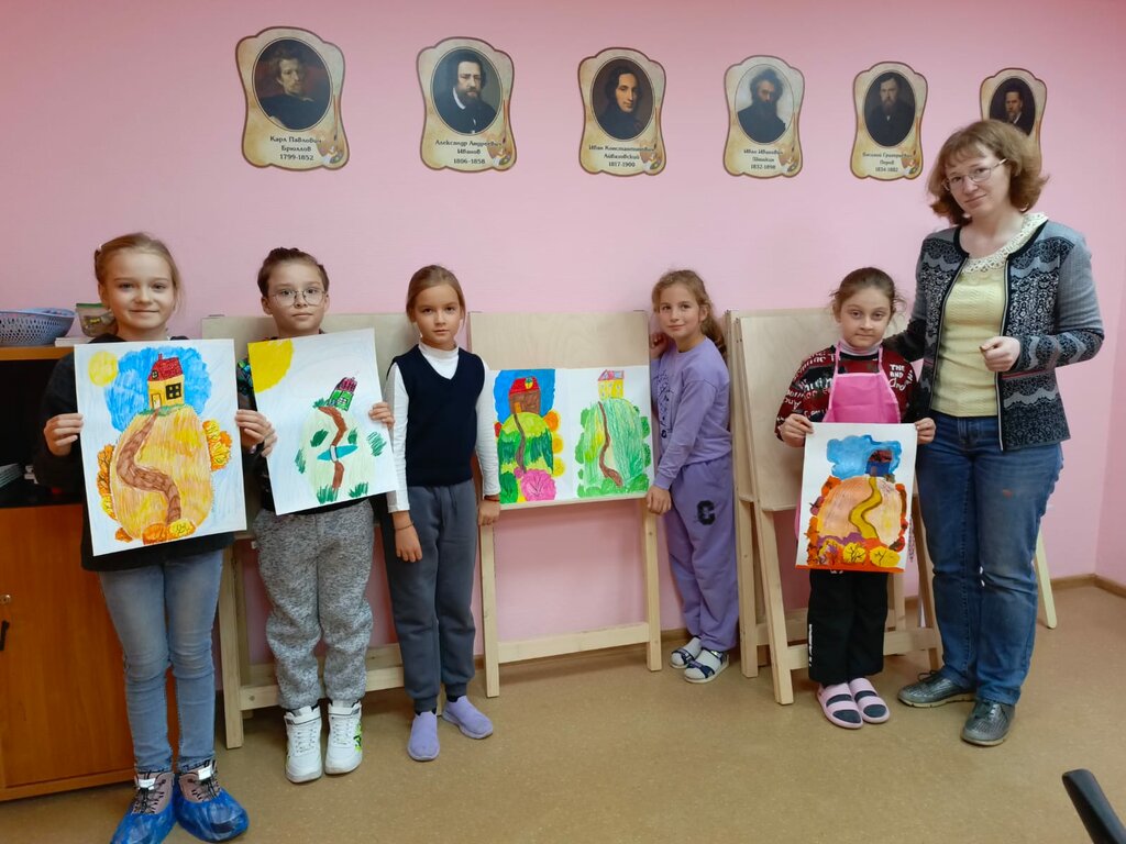 Sanat okulları Изостудия Артрис, Moskova, foto