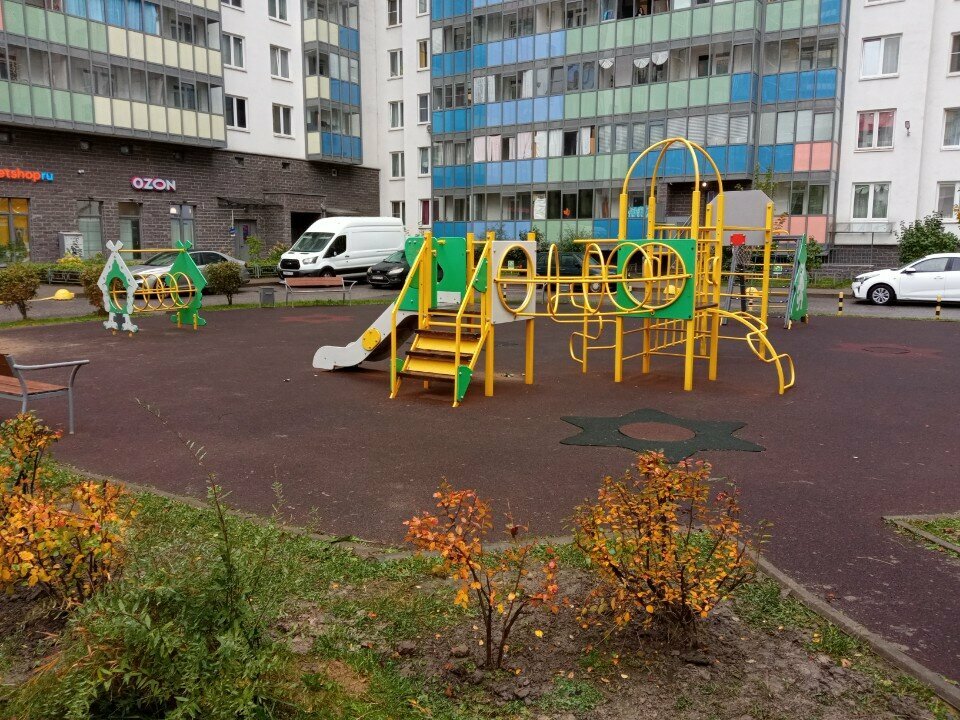 Oyun alanı Playground, Murino, foto