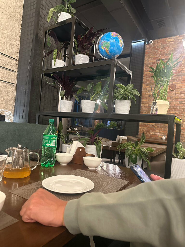 Kafe Kekeev, Osh, foto