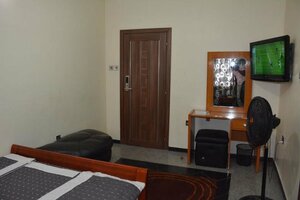 Platinum Inn Gee Hotel (Lagos, gorod Seruler), otel  Lagos'tan