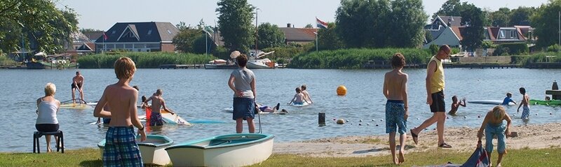 Kamp alanları Bearshoeke Camping De, Friesland, foto
