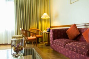 Royal Phuket City Hotel (Mueang Phuket, Talat Yai, Phangnga Road), otel  Phuket'ten