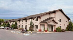 Super 8 Ithaca (Bursa, Mudanya, Ömerbey Mah., 400. Sok.), otel  Ithaca'dan