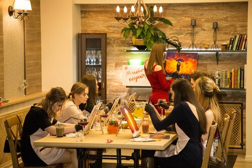 Restoran Home Cafe, Peterhof, foto