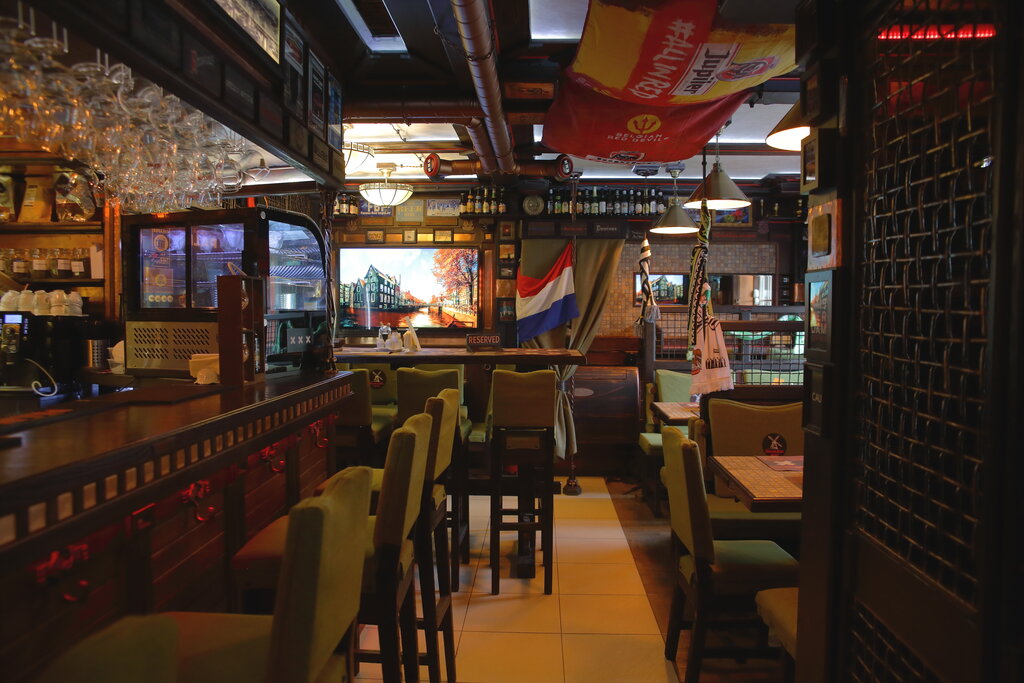 Kafe Amsterdam eetcafe, Pervouralsk, foto