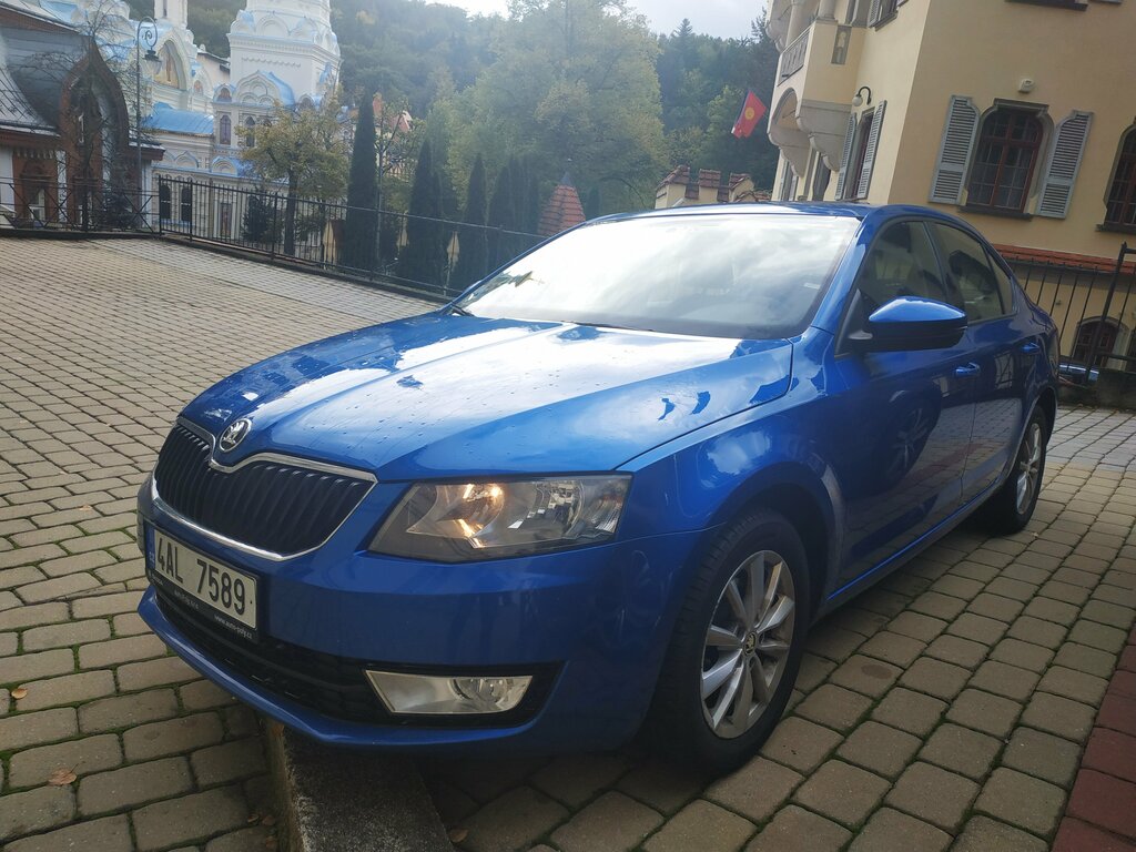 Şehiriçi yolcu taşımacılığı Prokat Vary - Rent a car in Carlsbad, Karlovy Vary, foto