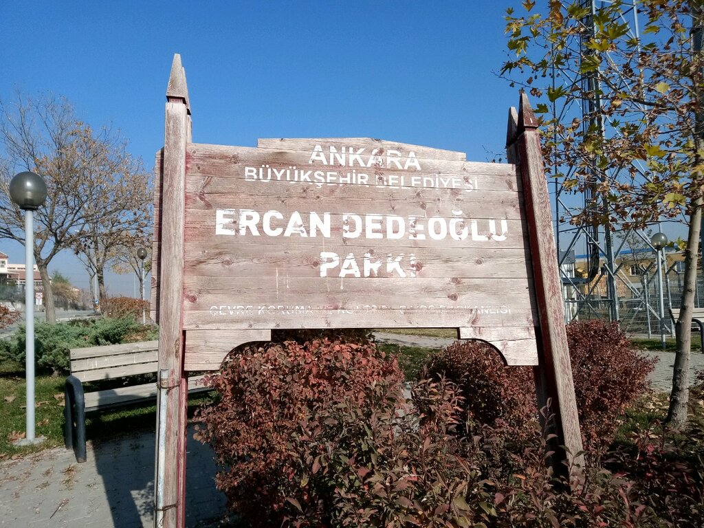 Parklar ve ormanlar Ercan Dedeoğlu Parkı, Ankara, foto