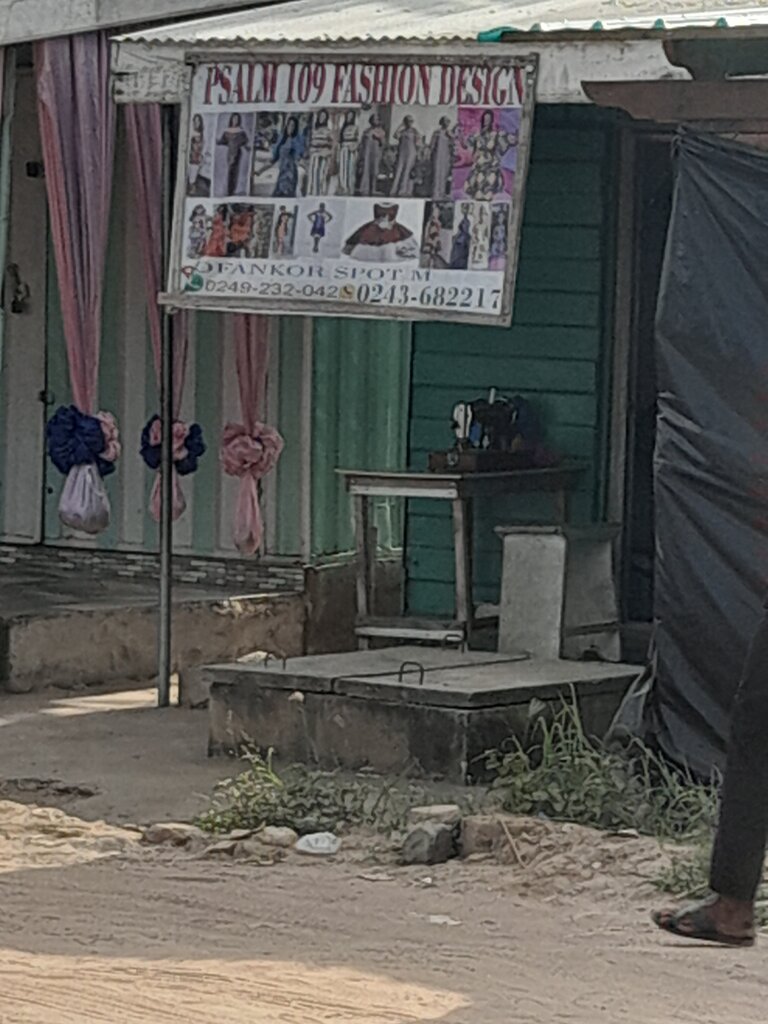 Moda evleri Psalm 109 fashion design, Dünya, foto