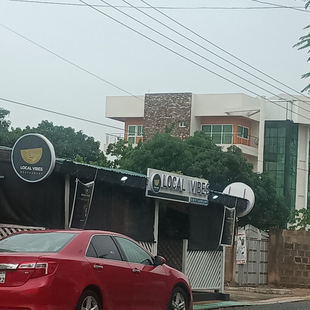 Restoran Local Vibes, Akra, foto