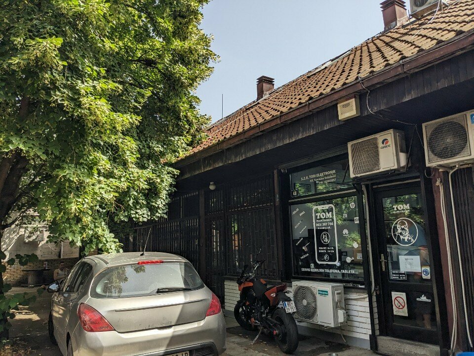 Telefon tamir servisi Tom Elektronik, Belgrad, foto
