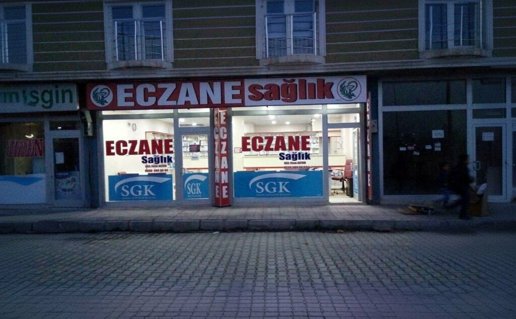 Eczaneler Sağlık Eczanesi, Bulanık, foto
