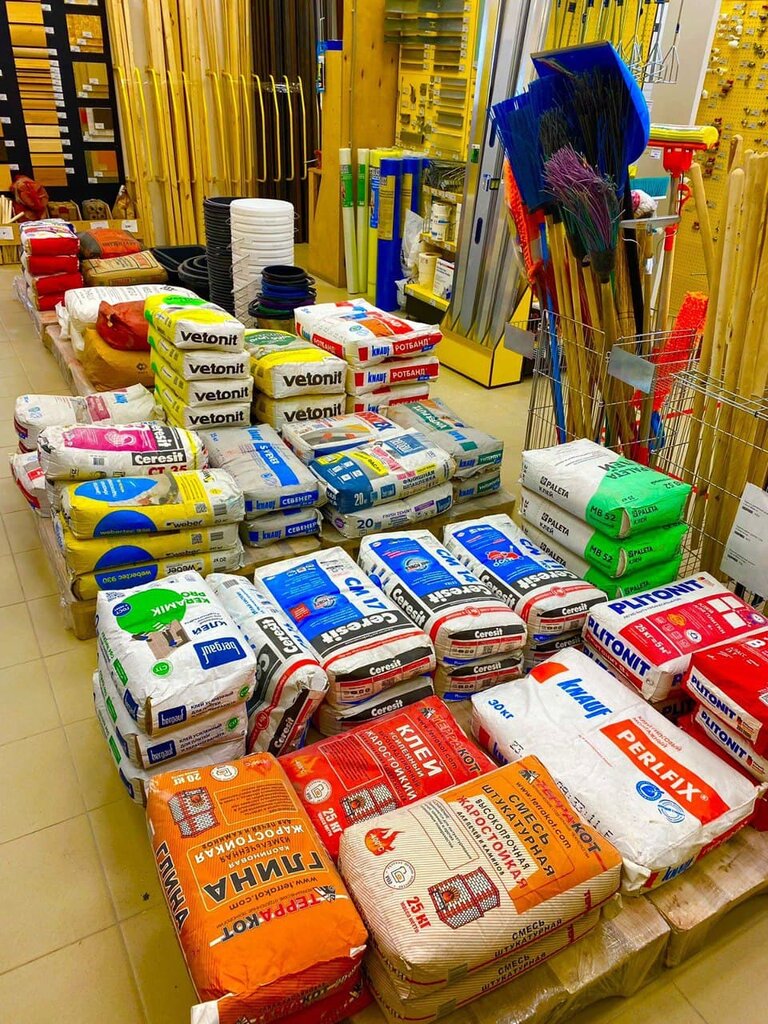 Yapı mağazası Stroitel'nyj dvor, Çeliabinsk, foto