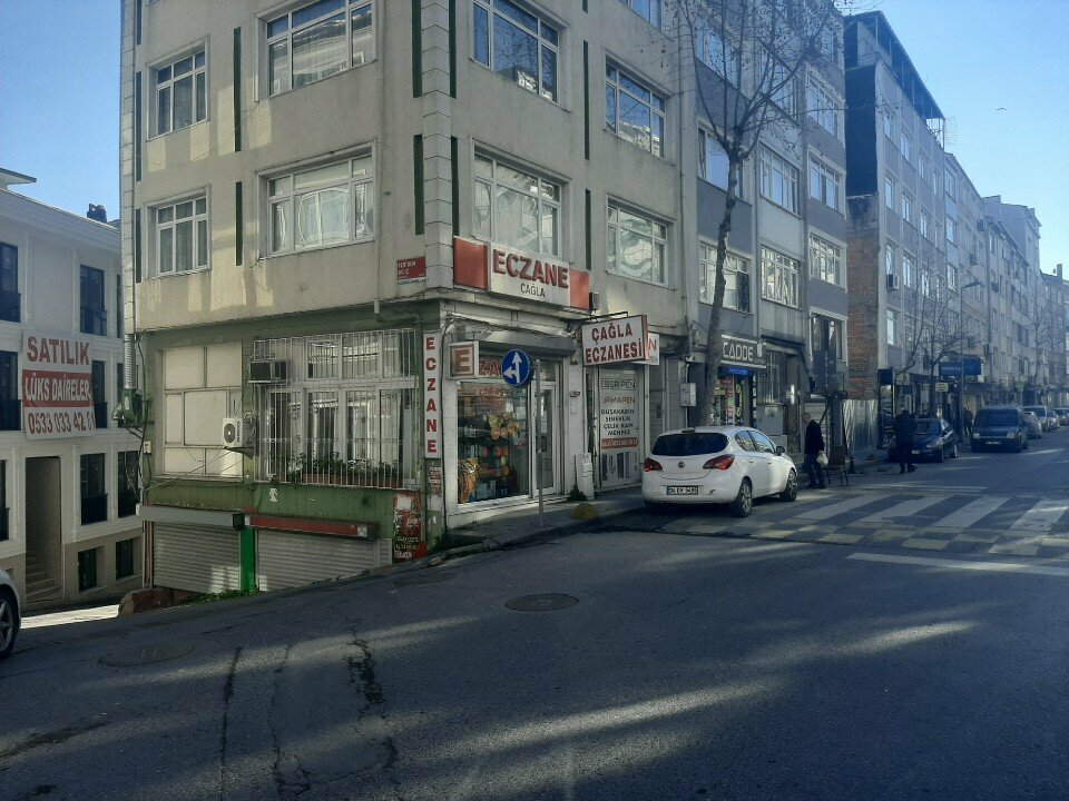 Kasap, şarküteri Bereket Et Ve Tavuk, İstanbul, foto