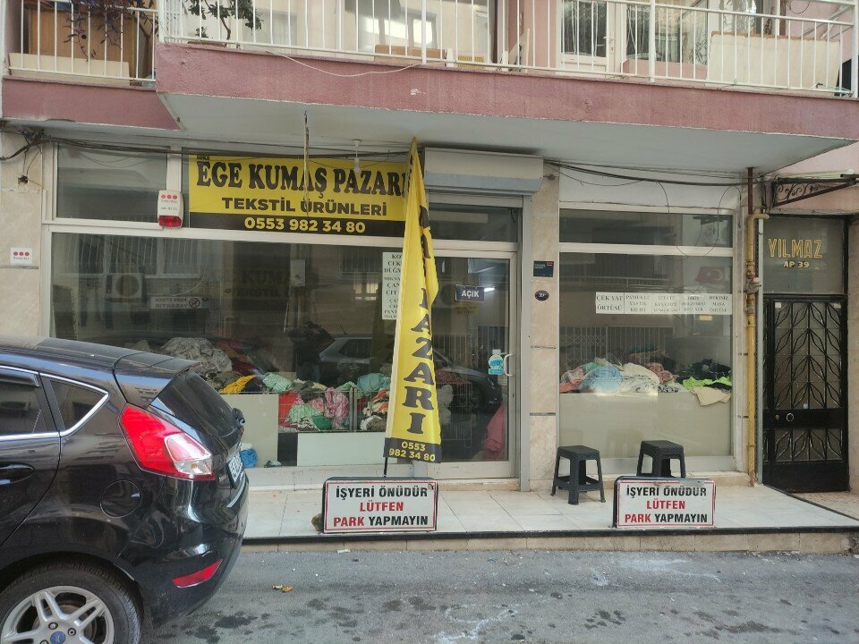 Kumaşçılar Ege Kumaş Pazarı, İzmir, foto
