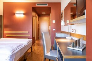 Hotel Cortese (Piedmont, Provincia di Novara, Via Due Riviere, 24c), otel  Piyemonte'den