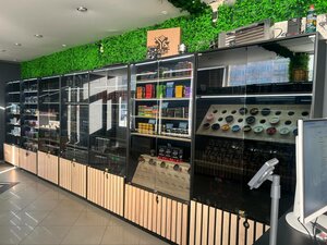 Smoking Shop (Kommunisticheskaya ulitsa No:14Б), tütün, sigara mağazaları  Liski'den