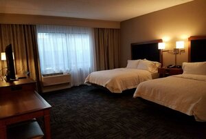 Hampton Inn & Suites Newburgh Stewart Airport (Oregon, Yamhill County, Newberg), otel  New York Eyaleti'nden
