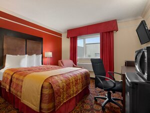 Travelodge Meadow Lake (Saskatchewan, Meadow Lake), otel  Meadow Lake'ten