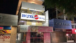 Hotel Mundial (Avenida Solon de Lucena centro n117), otel