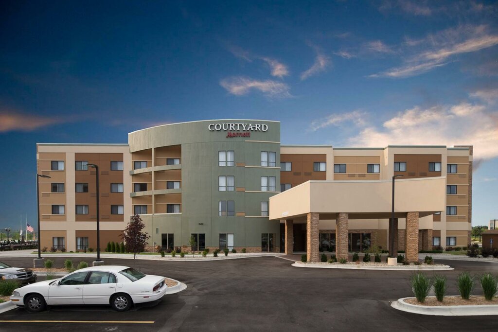 Otel Courtyard Bay City, Bay City, foto