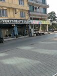 Vicky Beauty Salon (No:4, DHA Phase 1), güzellik salonu  Lahor'dan