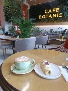 Cafe Botanist (Zivеr bеy Еhmеdbеyov Street No:75), kahve dükkanları  Bakü'den