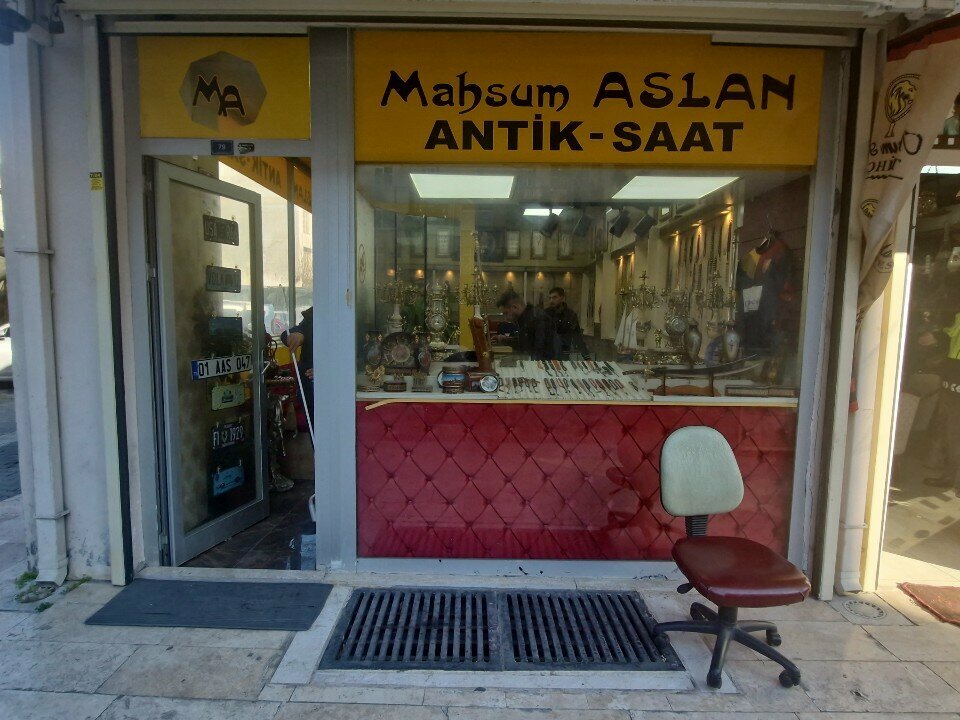 Hediyelik eşya mağazaları Mahsun Aslan Antik Saat, Adana, foto
