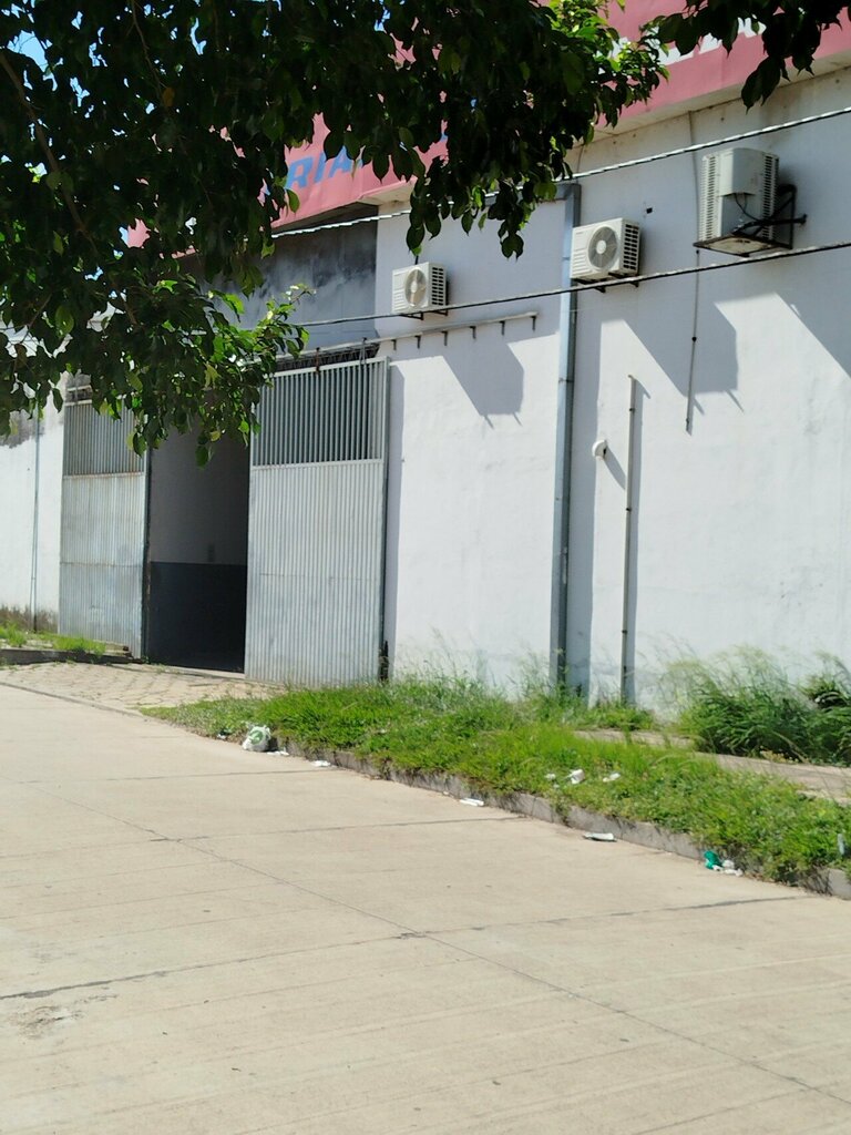 Otomobil servisi Beicruz S. A. Oficina Central, Santa‑Krus, foto