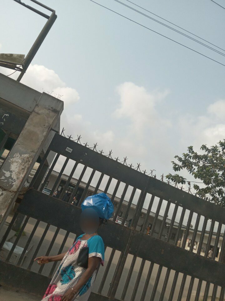 Belediyeler, devlet daireleri Mairie D'Abobo, Abican, foto