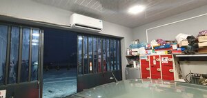 Armen (Ararat Region, Artashat, Erevan-Eraskh Highway), otomobil servisi  Artaşat'tan