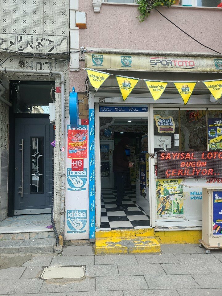 Şans oyunları İddaa Bayi, İstanbul, foto